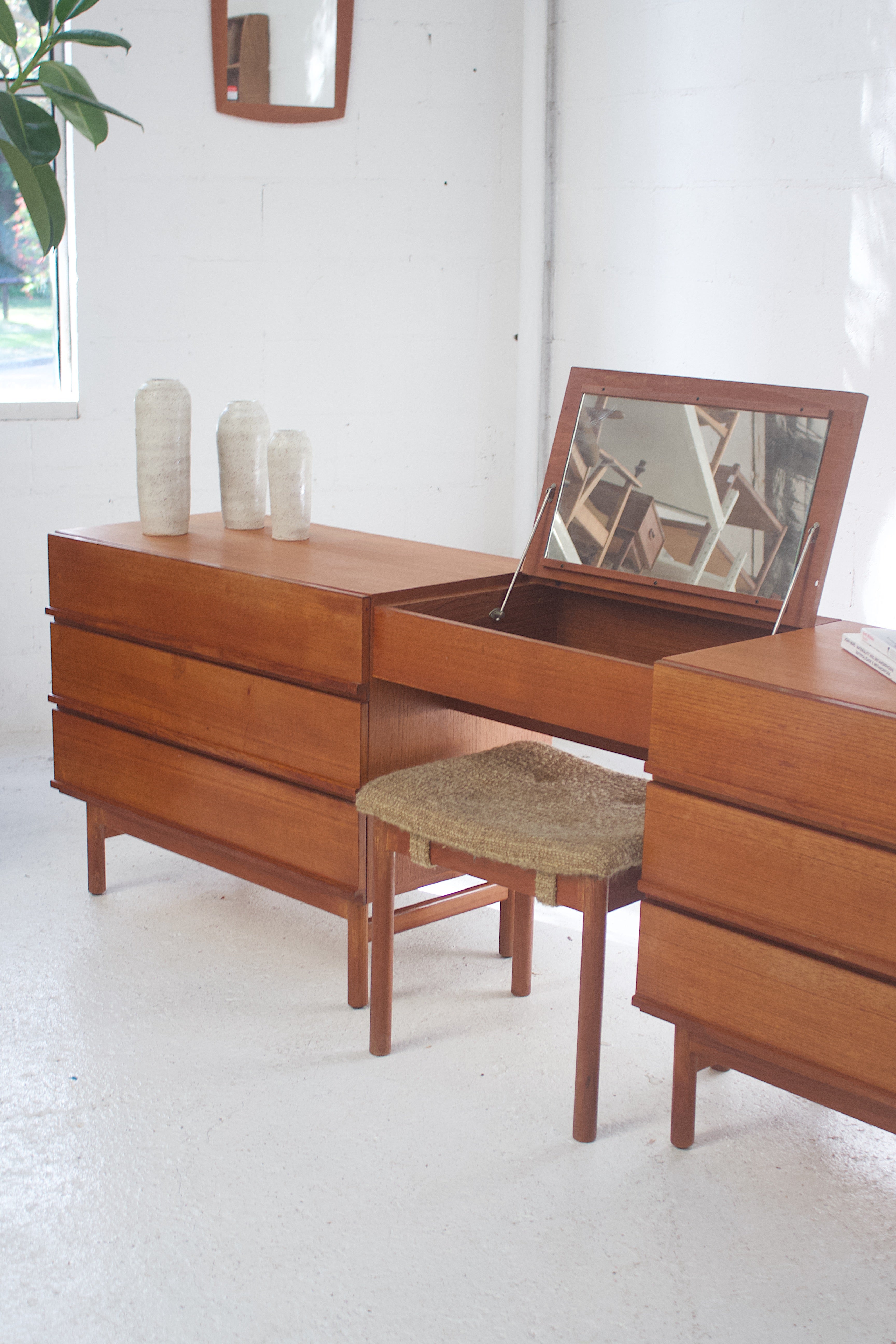 Parker Dressing Table | Mid Century Avenue
